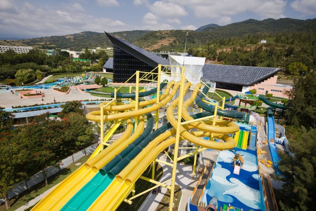 Toboganes Acuáticos y Atracciones para Parques y Balnearios